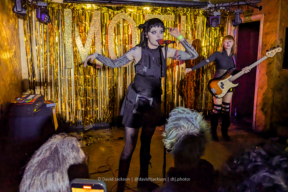 Alice Glass - The Moth Club, London - David Jackson Photography